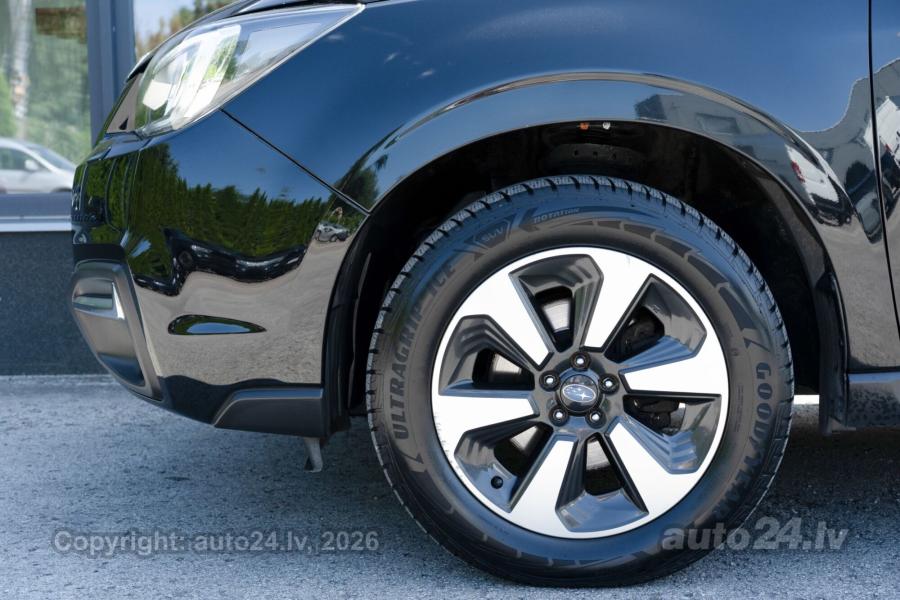Black Subaru Forester 2017 in Tallinn, with an engine capacity of 2.00 L and mileage of 142 thousand km for 14990 €, photo 7 on AUTOMOTO.COM.LV