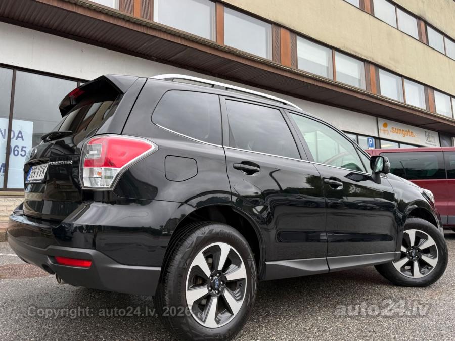 Black Subaru Forester 2019 in Tallinn, with an engine capacity of 2.00 L and mileage of 70 thousand km for 18990 €, photo 3 on AUTOMOTO.COM.LV