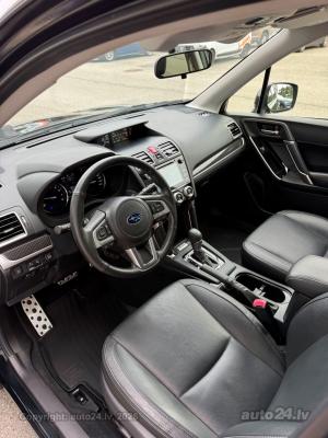 Black Subaru Forester 2019 in Tallinn, with an engine capacity of 2.00 L and mileage of 70 thousand km for 18990 €, photo 9 on AUTOMOTO.COM.LV