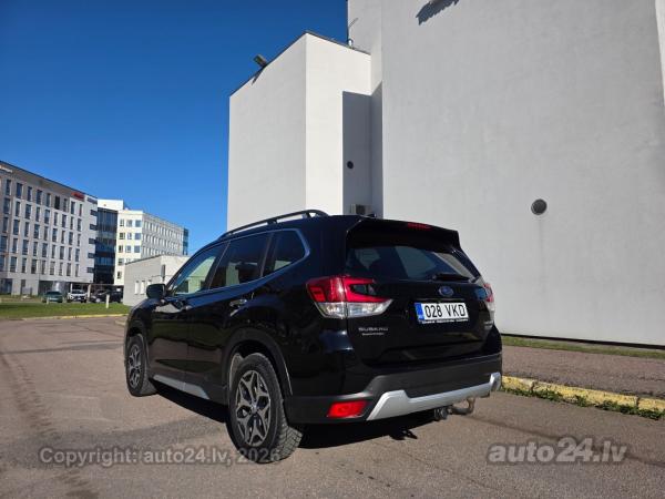 Melns Subaru Forester 2021 Tallina, ar dzinēja tilpumu 2.00 L un nobraukumu 214 tūkst. km par 15900 €, foto 3 vietnē AUTOMOTO.COM.LV