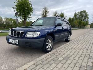 Blue Subaru Forester 2002 in Jurbarkas, with an engine capacity of 2.00 L and mileage of 300 thousand km for 1350 €, photo  on AUTOMOTO.COM.LV