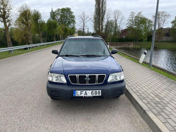 Blue Subaru Forester 2002 in Jurbarkas, with an engine capacity of 2.00 L and mileage of 300 thousand km for 1350 €, photo 2 on AUTOMOTO.COM.LV