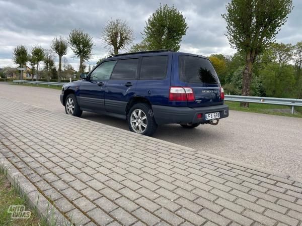 Blue Subaru Forester 2002 in Jurbarkas, with an engine capacity of 2.00 L and mileage of 300 thousand km for 1350 €, photo 6 on AUTOMOTO.COM.LV