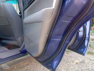 Blue Subaru Forester 2003 in Utena, with an engine capacity of 2.00 L and mileage of 279 thousand km for 3750 €, photo 33 on AUTOMOTO.COM.LV