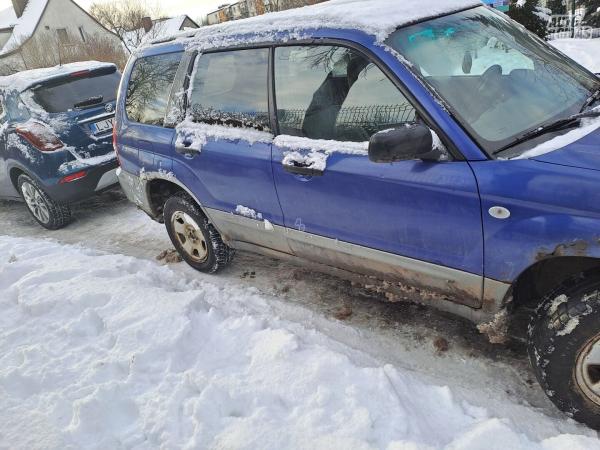 Zils Subaru Forester 2004 Klaipėda, ar dzinēja tilpumu 2.00 L un nobraukumu 480 tūkst. km par 890 €, foto 2 vietnē AUTOMOTO.COM.LV