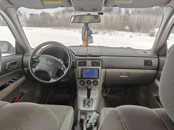 Zils Subaru Forester 2004 Alīta, ar dzinēja tilpumu 2.50 L un nobraukumu 177 tūkst. km par 2350 €, foto 10 vietnē AUTOMOTO.COM.LV