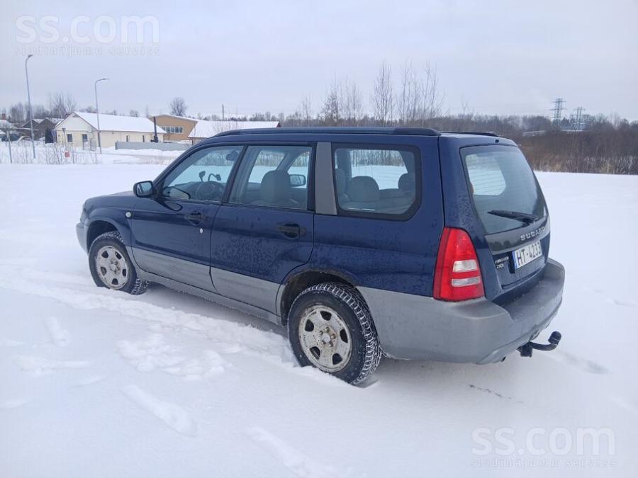 Zils Subaru Forester 2004 Gulbene, ar dzinēja tilpumu 2.00 L un nobraukumu 230 tūkst. km par 2555 €, foto 7 vietnē AUTOMOTO.COM.LV