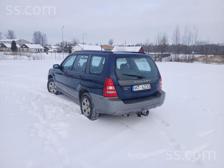 Zils Subaru Forester 2004 Gulbene, ar dzinēja tilpumu 2.00 L un nobraukumu 230 tūkst. km par 2555 €, foto 16 vietnē AUTOMOTO.COM.LV