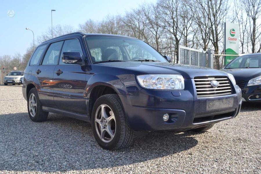 Zils Subaru Forester 2005 Viļņa, ar dzinēja tilpumu 1.99 L un nobraukumu 295 tūkst. km par 2800 €, foto 1 vietnē AUTOMOTO.COM.LV