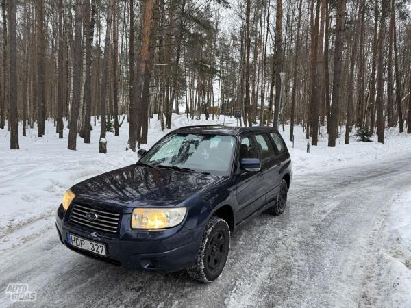 Zils Subaru Forester 2005 Viļņa, ar dzinēja tilpumu 2.00 L un nobraukumu 280 tūkst. km par 2050 €, foto 3 vietnē AUTOMOTO.COM.LV