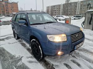 Blue Subaru Forester 2006 in Vilnius, with an engine capacity of 2.00 L and mileage of 385 thousand km for 2500 €, photo 3 on AUTOMOTO.COM.LV