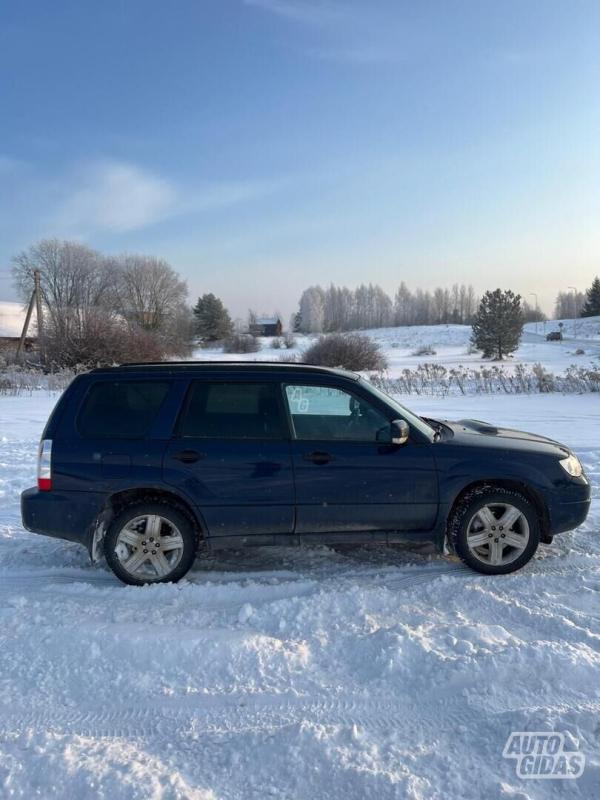 Zils Subaru Forester 2006 Viļņa, ar dzinēja tilpumu 2.50 L un nobraukumu 264 tūkst. km par 3200 €, foto 6 vietnē AUTOMOTO.COM.LV