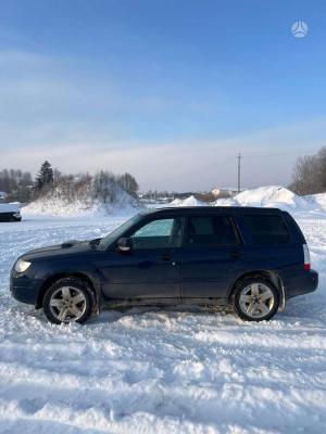 Blue Subaru Forester 2006 in Vilnius, with an engine capacity of 2.50 L and mileage of 264 thousand km for 3200 €, photo 6 on AUTOMOTO.COM.LV