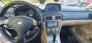 Blue Subaru Forester 2006 in Riga, with an engine capacity of 2.50 L and mileage of 310 thousand km for 4500 €, photo 5 on AUTOMOTO.COM.LV