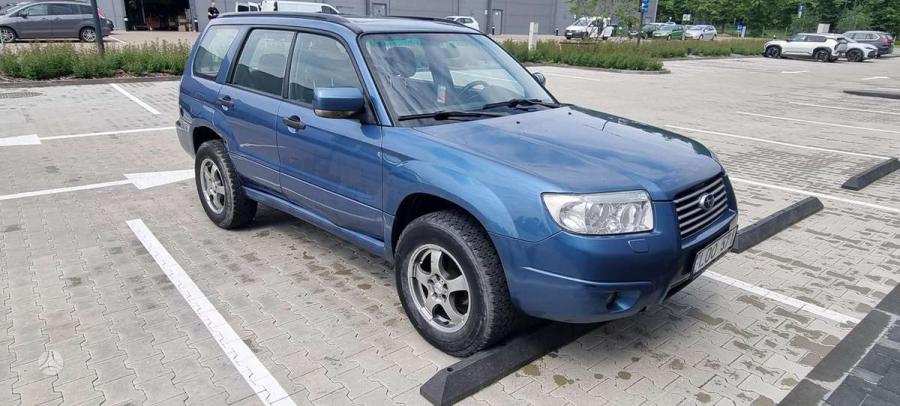 Blue Subaru Forester 2007 in Vilnius, with an engine capacity of 1.99 L and mileage of 403 thousand km for 1250 €, photo 1 on AUTOMOTO.COM.LV