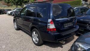 Zils Subaru Forester 2007 Telšiai, ar dzinēja tilpumu 2.50 L un nobraukumu 230 tūkst. km par 5300 €, foto 5 vietnē AUTOMOTO.COM.LV