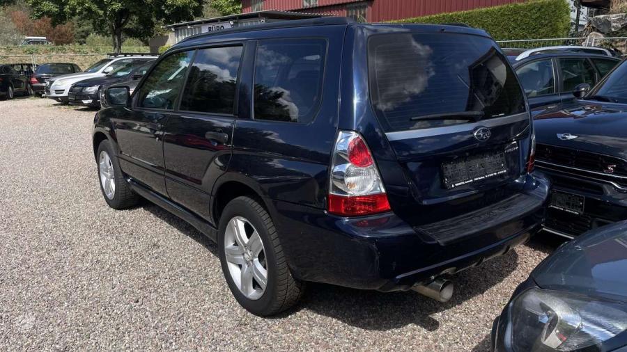 Zils Subaru Forester 2007 Telšiai, ar dzinēja tilpumu 2.50 L un nobraukumu 230 tūkst. km par 5300 €, foto 5 vietnē AUTOMOTO.COM.LV