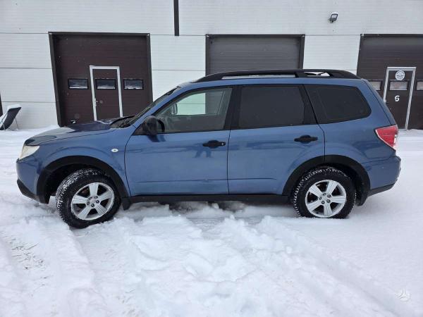 Blue Subaru Forester 2008 in Utena, with an engine capacity of 2.00 L and mileage of 204 thousand km for 5650 €, photo 6 on AUTOMOTO.COM.LV