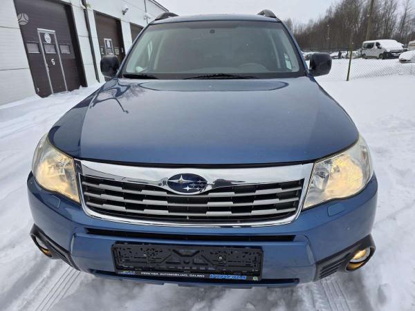 Blue Subaru Forester 2008 in Utena, with an engine capacity of 2.00 L and mileage of 204 thousand km for 5650 €, photo 8 on AUTOMOTO.COM.LV