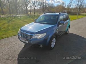 Blue Subaru Forester 2008 in Parnu, with an engine capacity of 2.00 L and mileage of 177 thousand km for 4000 €, photo 3 on AUTOMOTO.COM.LV