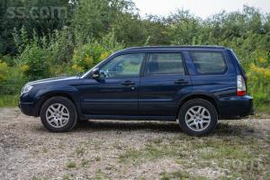 Zils Subaru Forester 2008 Rīga, ar dzinēja tilpumu 2.00 L un nobraukumu 516 tūkst. km par 600 €, foto 3 vietnē AUTOMOTO.COM.LV