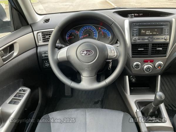 Zils Subaru Forester 2009 Tallina, ar dzinēja tilpumu 2.00 L un nobraukumu 69 tūkst. km par 8900 €, foto 11 vietnē AUTOMOTO.COM.LV