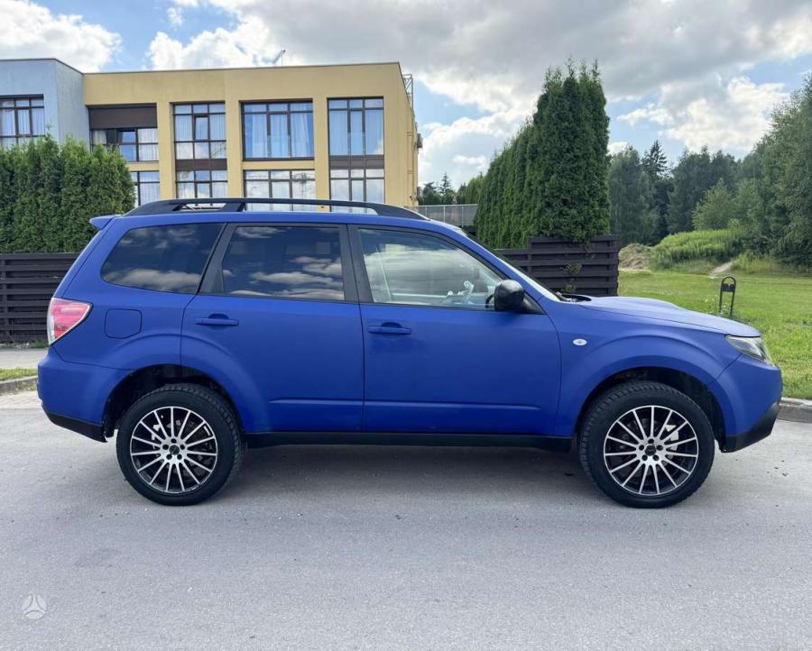 Zils Subaru Forester 2009 Viļņa, ar dzinēja tilpumu 2.46 L un nobraukumu 323 tūkst. km par 4950 €, foto 9 vietnē AUTOMOTO.COM.LV