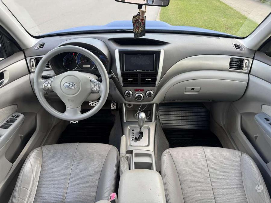 Zils Subaru Forester 2009 Viļņa, ar dzinēja tilpumu 2.46 L un nobraukumu 323 tūkst. km par 4950 €, foto 16 vietnē AUTOMOTO.COM.LV