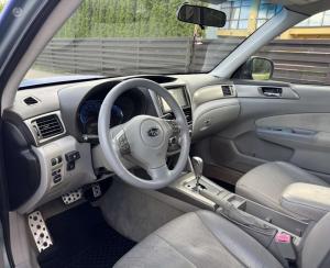 Zils Subaru Forester 2009 Viļņa, ar dzinēja tilpumu 2.46 L un nobraukumu 323 tūkst. km par 4950 €, foto 18 vietnē AUTOMOTO.COM.LV