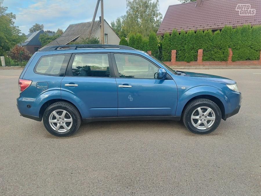 Zils Subaru Forester 2009 Druskininkai, ar dzinēja tilpumu 2.00 L un nobraukumu 232 tūkst. km par 5550 €, foto 4 vietnē AUTOMOTO.COM.LV