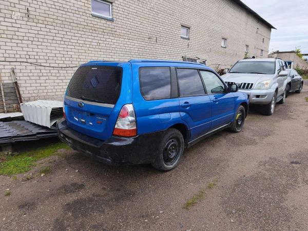 Blue Subaru Forester 2009 in Kaisiadorys, with an engine capacity of 2.50 L and mileage of 253 thousand km for 1499 €, photo 6 on AUTOMOTO.COM.LV