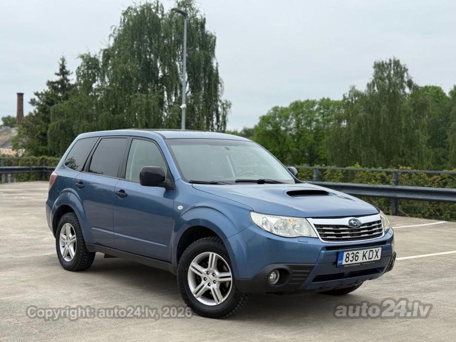 Blue Subaru Forester 2010 in Tartu, with an engine capacity of 2.00 L and mileage of 253 thousand km for 2590 €, photo 1 on AUTOMOTO.COM.LV
