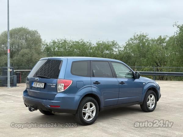 Zils Subaru Forester 2010 Tartu, ar dzinēja tilpumu 2.00 L un nobraukumu 253 tūkst. km par 2590 €, foto 7 vietnē AUTOMOTO.COM.LV