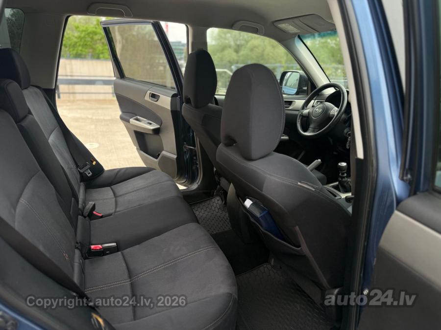 Blue Subaru Forester 2010 in Tartu, with an engine capacity of 2.00 L and mileage of 253 thousand km for 2590 €, photo 12 on AUTOMOTO.COM.LV