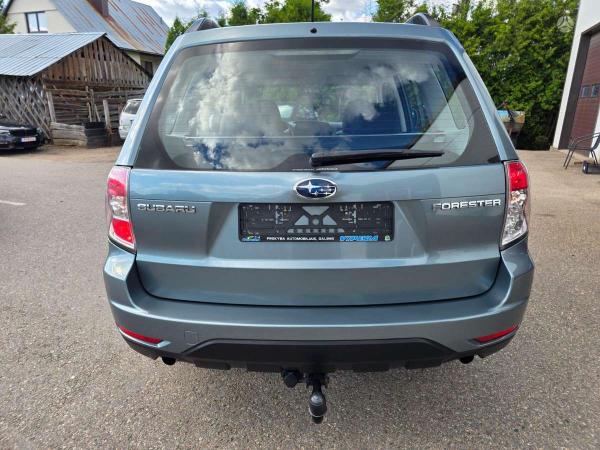 Zils Subaru Forester 2011 Utena, ar dzinēja tilpumu 1.99 L un nobraukumu 218 tūkst. km par 6850 €, foto 4 vietnē AUTOMOTO.COM.LV