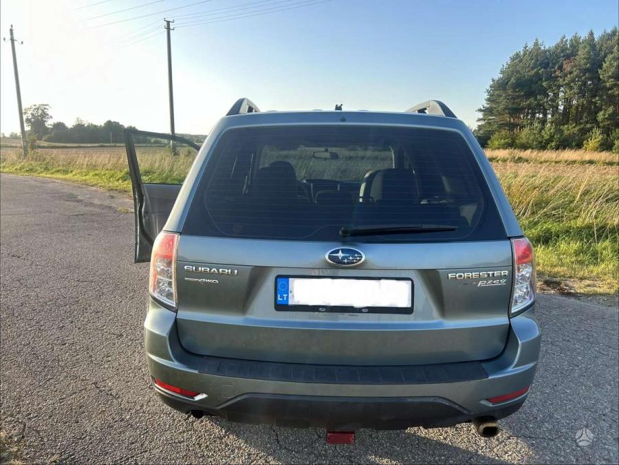 Blue Subaru Forester 2011 in Klaipeda, with an engine capacity of 2.50 L and mileage of 134 thousand km for 5500 €, photo 6 on AUTOMOTO.COM.LV