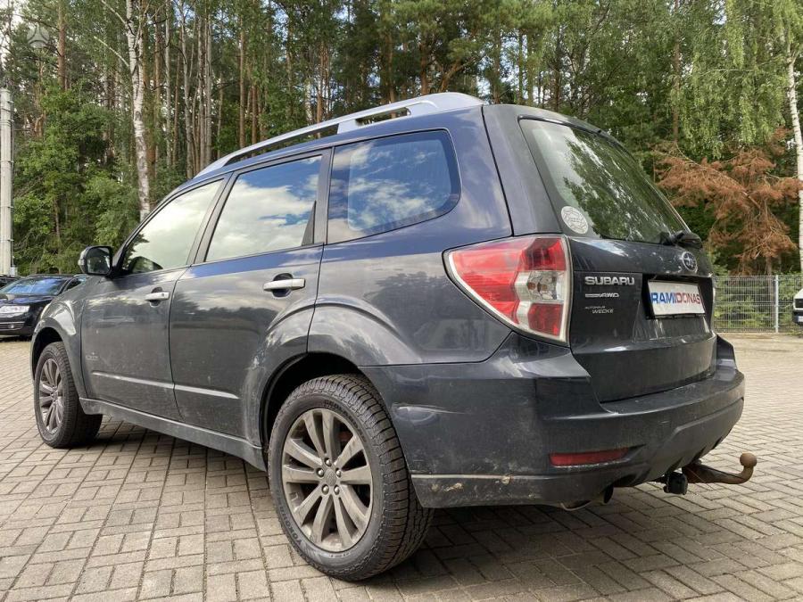 Синий Субару Форестер 2012 в Ионава, объемом двигателя 2.00 л и пробегом 319 тыс. км за 2400 €, фото 7 на AUTOMOTO.COM.LV
