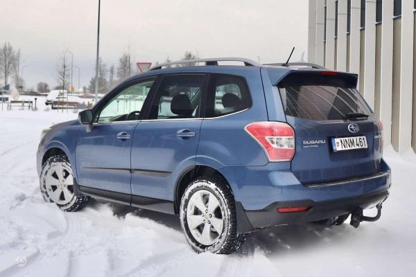 Blue Subaru Forester 2013 in Vilnius, with an engine capacity of 2.00 L and mileage of 171 thousand km for 8499 €, photo 3 on AUTOMOTO.COM.LV