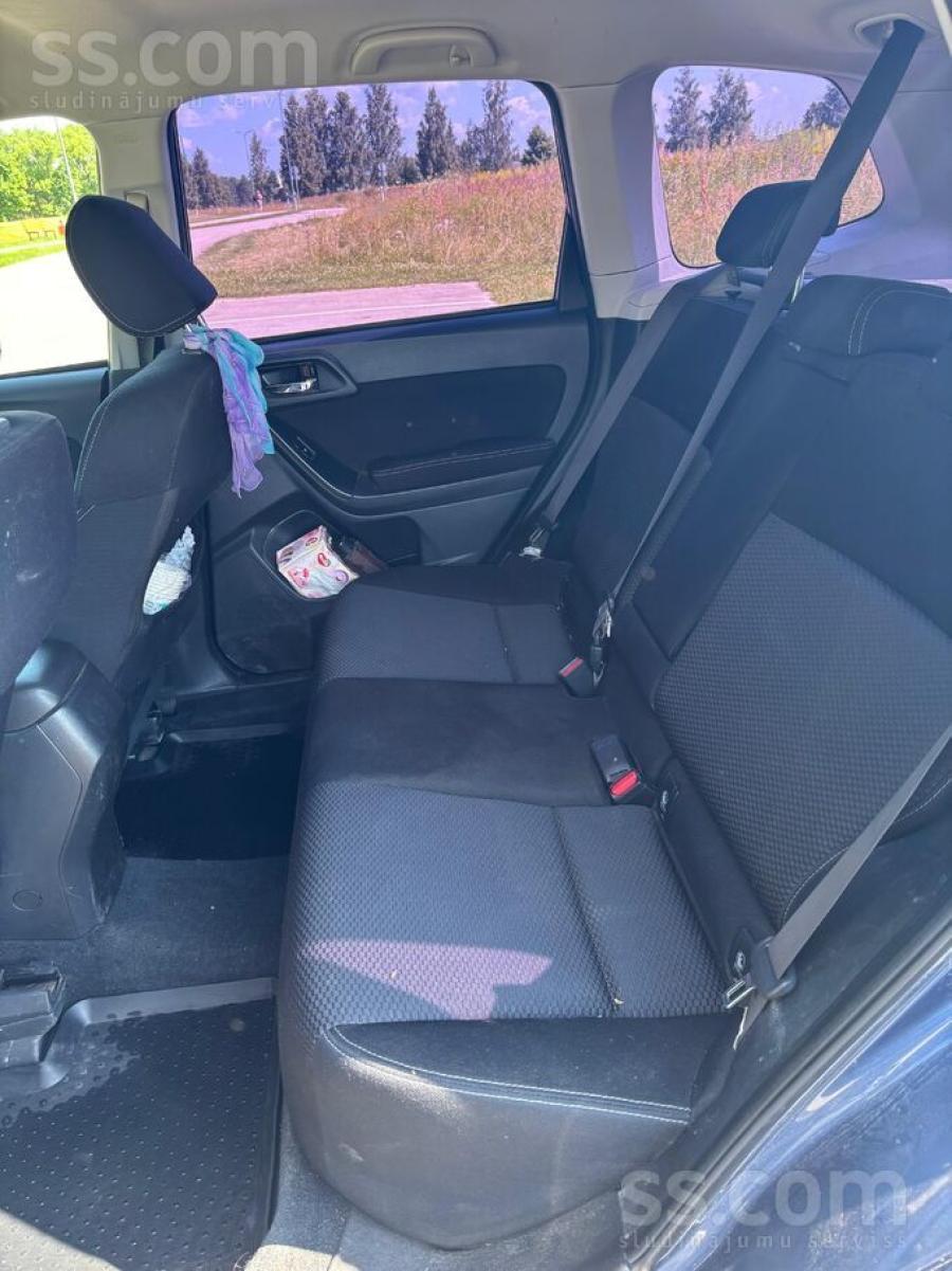 Blue Subaru Forester 2013 in Jekabpils, with an engine capacity of 2.00 L and mileage of 300 thousand km for 6300 €, photo 7 on AUTOMOTO.COM.LV