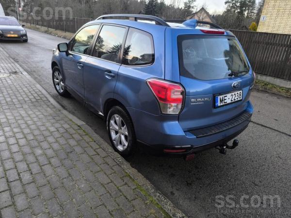 Zils Subaru Forester 2018 Rīga, ar dzinēja tilpumu 2.50 L un nobraukumu 69 tūkst. km par 13500 €, foto 3 vietnē AUTOMOTO.COM.LV