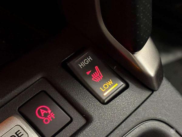 Blue Subaru Forester 2018 in Marijampole, with an engine capacity of 2.00 L and mileage of 230 thousand km for 12850 €, photo 10 on AUTOMOTO.COM.LV