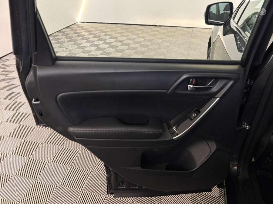Zils Subaru Forester 2018 Marijampole, ar dzinēja tilpumu 2.00 L un nobraukumu 230 tūkst. km par 12850 €, foto 11 vietnē AUTOMOTO.COM.LV