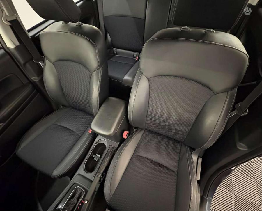 Zils Subaru Forester 2018 Marijampole, ar dzinēja tilpumu 2.00 L un nobraukumu 230 tūkst. km par 12850 €, foto 14 vietnē AUTOMOTO.COM.LV