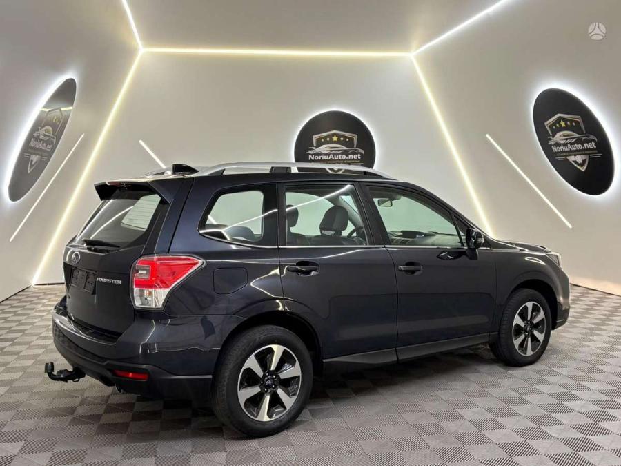 Zils Subaru Forester 2018 Marijampole, ar dzinēja tilpumu 2.00 L un nobraukumu 230 tūkst. km par 12850 €, foto 22 vietnē AUTOMOTO.COM.LV