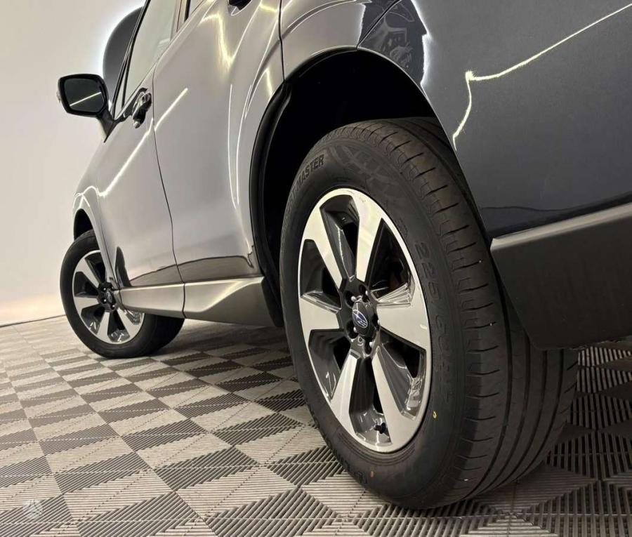 Zils Subaru Forester 2018 Marijampole, ar dzinēja tilpumu 2.00 L un nobraukumu 230 tūkst. km par 12850 €, foto 29 vietnē AUTOMOTO.COM.LV