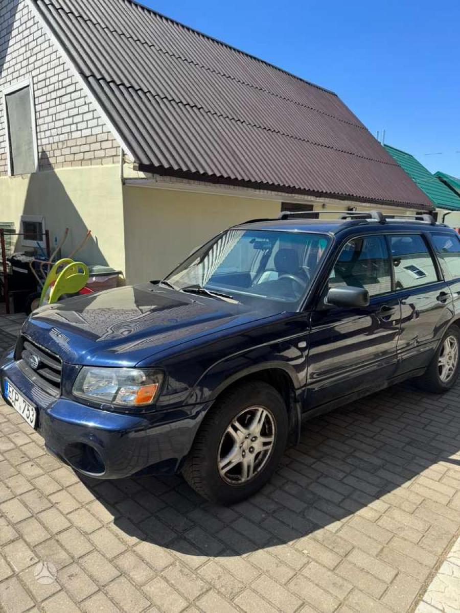 Blue Subaru Forester 2005 in Vilnius, with an engine capacity of 2.46 L and mileage of 268 thousand km for 1900 €, photo 10 on AUTOMOTO.COM.LV