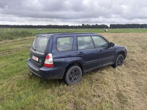 Blue Subaru Forester 2006 in Klaipeda, with an engine capacity of 1.99 L and mileage of 293 thousand km for 3600 €, photo 5 on AUTOMOTO.COM.LV