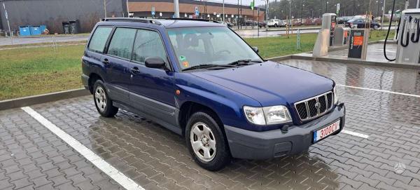 Zils Subaru Forester 2002 Viļņa, ar dzinēja tilpumu 2.00 L un nobraukumu 245 tūkst. km par 3500 €, foto 6 vietnē AUTOMOTO.COM.LV