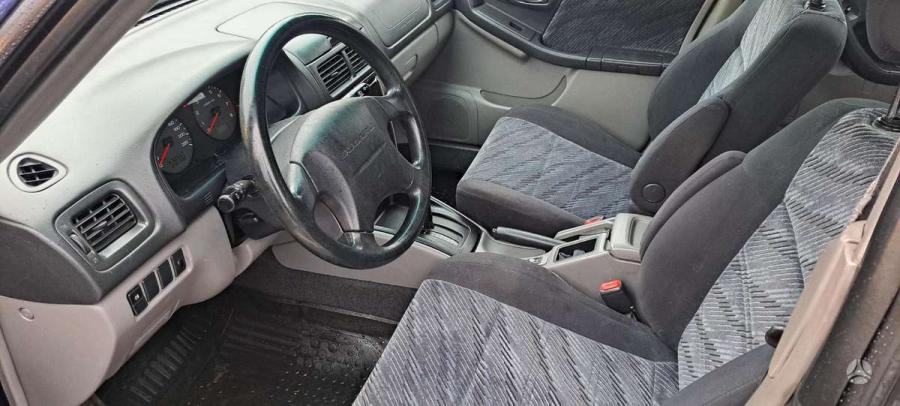 Zils Subaru Forester 2002 Viļņa, ar dzinēja tilpumu 2.00 L un nobraukumu 245 tūkst. km par 3500 €, foto 9 vietnē AUTOMOTO.COM.LV