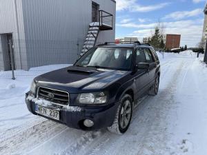 Zils Subaru Forester 2005 Telšiai, ar dzinēja tilpumu 2.00 L un nobraukumu 208 tūkst. km par 3800 €, foto  vietnē AUTOMOTO.COM.LV